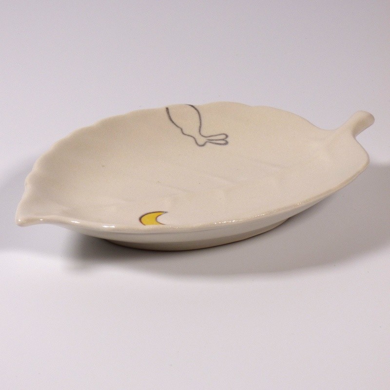 Leaf Shaped Mini Plate - Rabbit & Moon Design